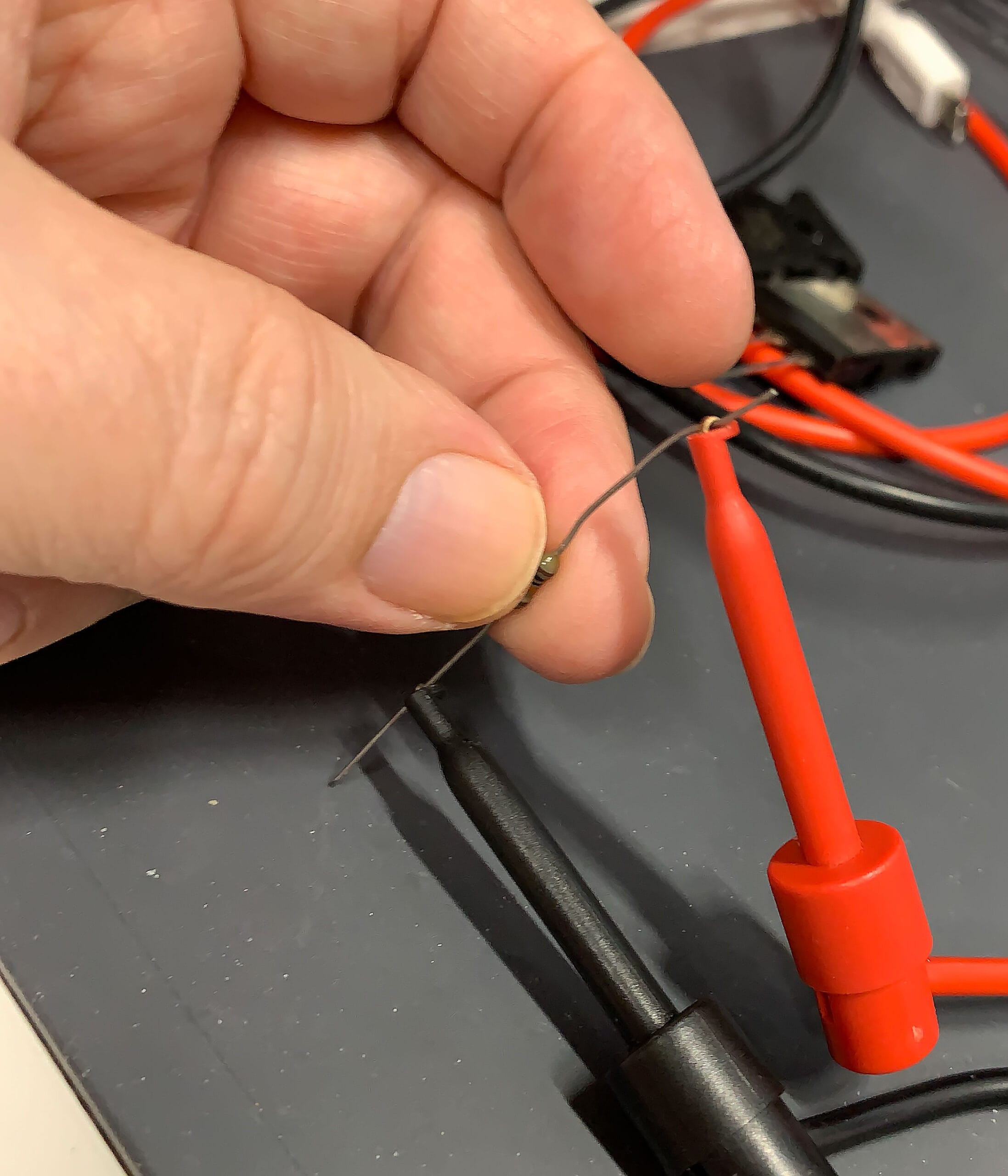 Testing Resistors In My Lab – Biophysics Lab